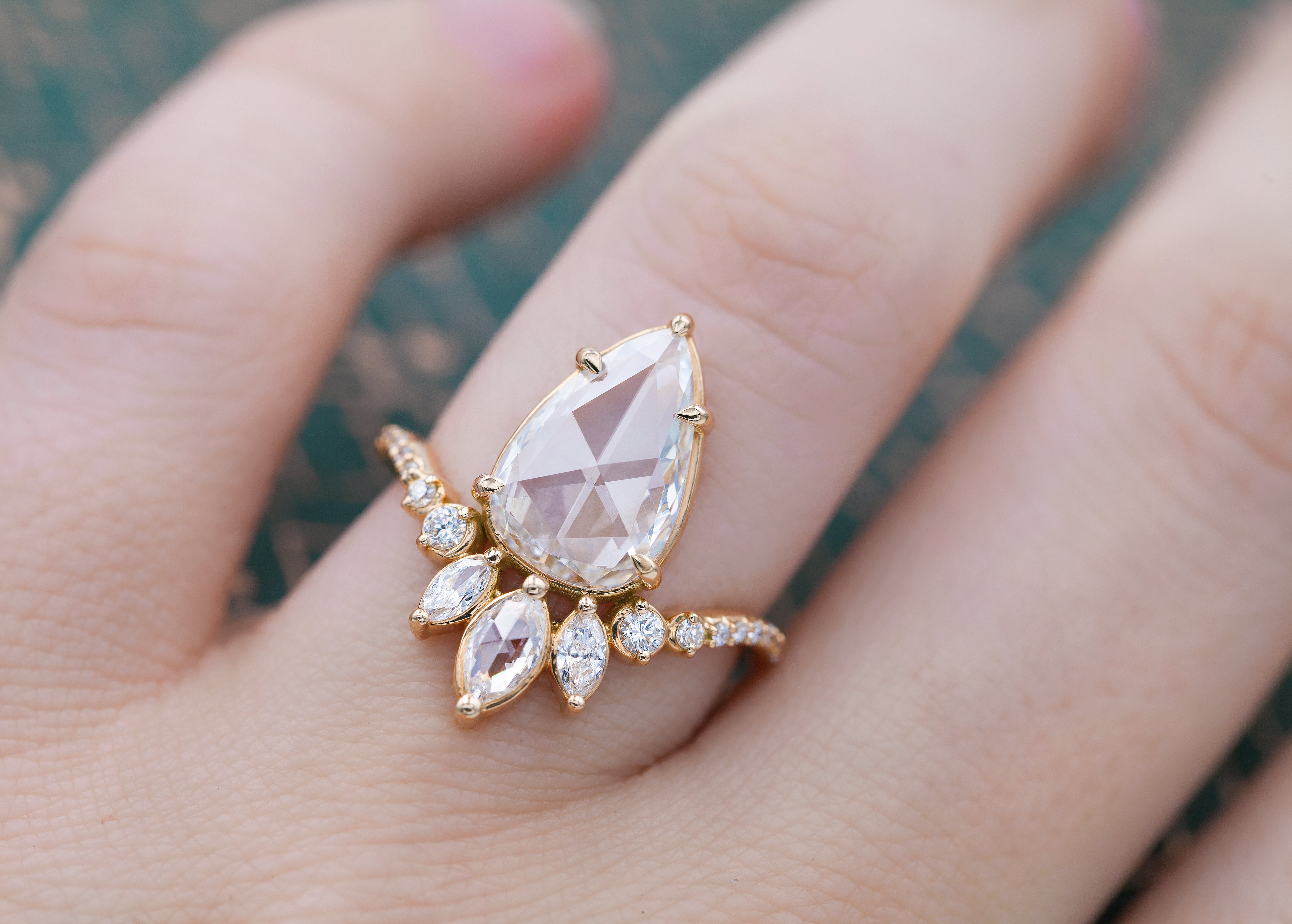 Lotus Ring – Everett