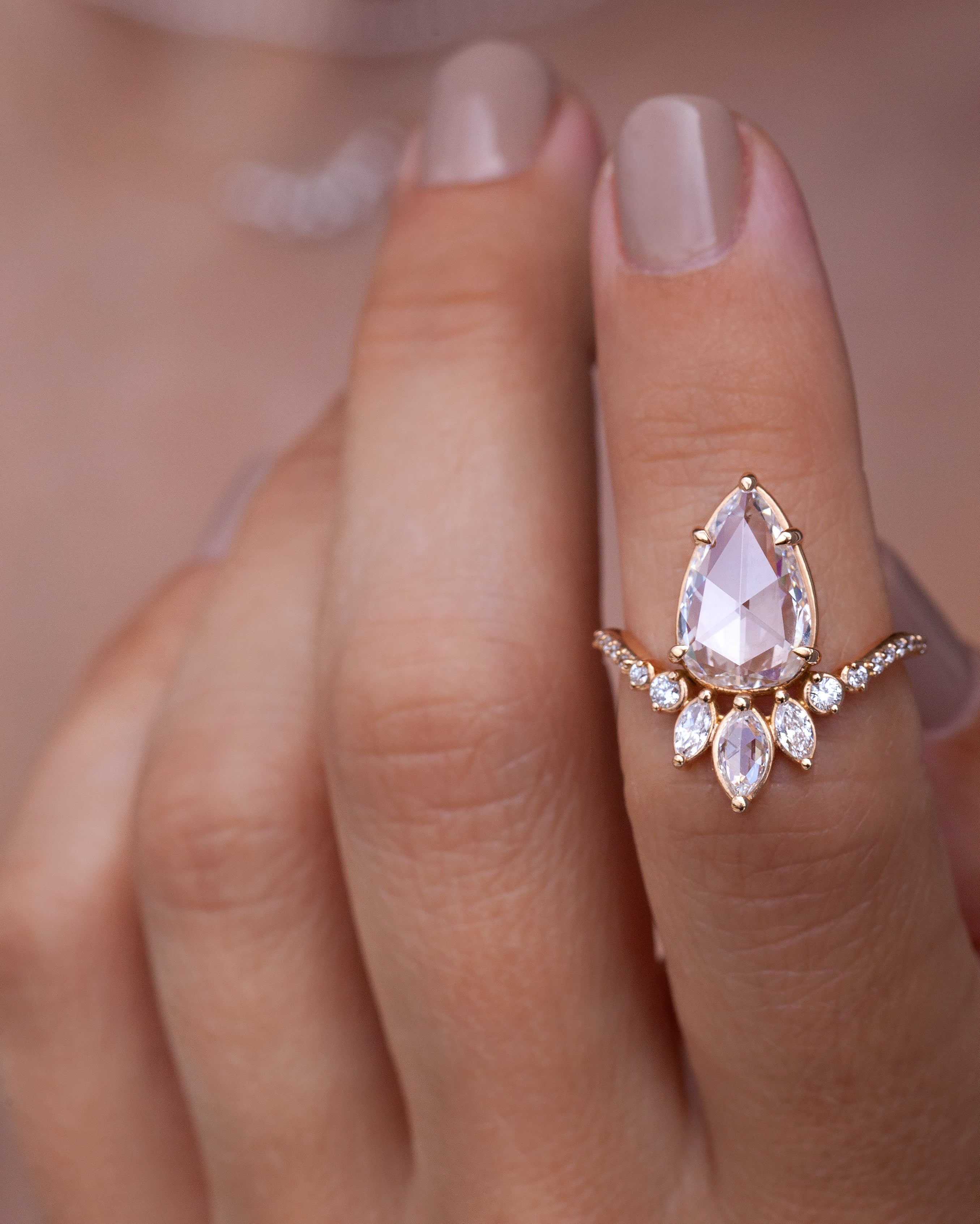 Lotus Ring – Everett