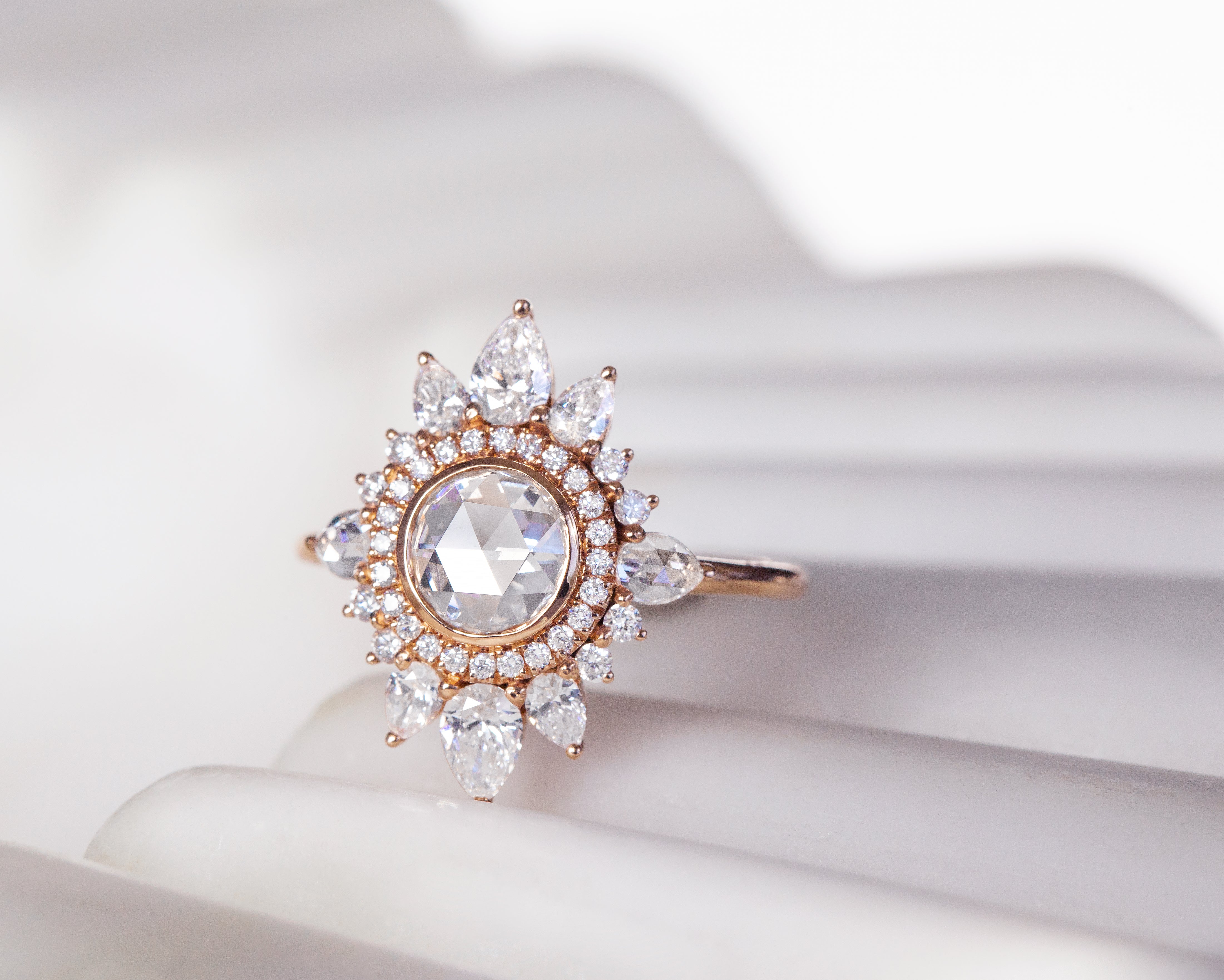 Gravity Ring – Everett